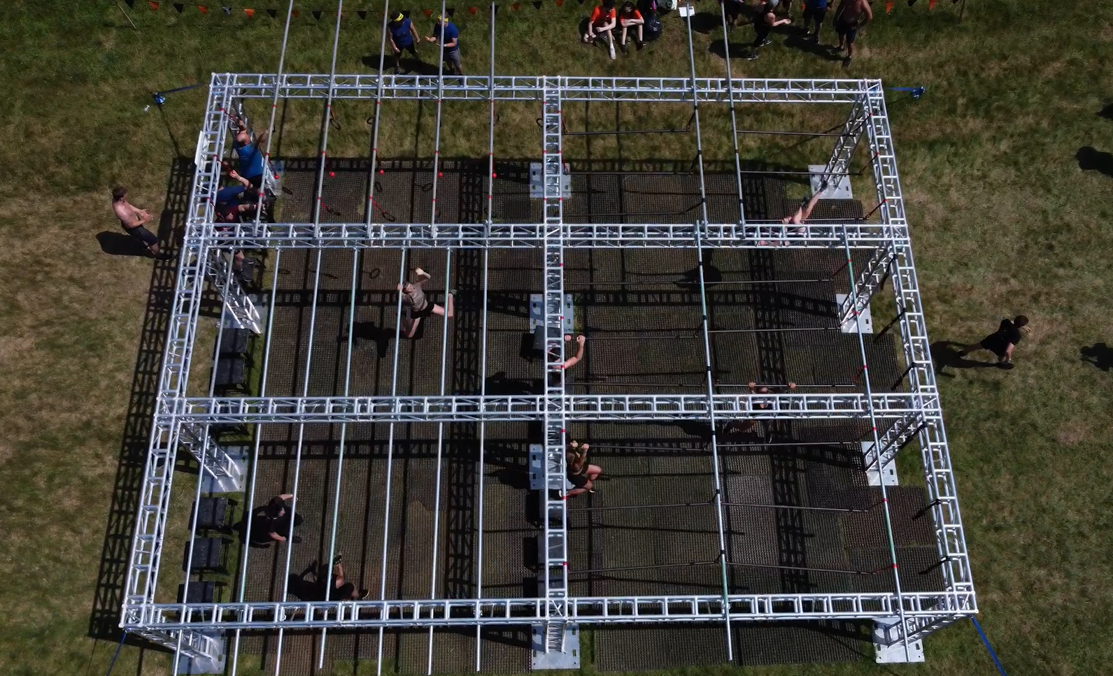 How To Tackle The Gauntlet - Tough Mudder